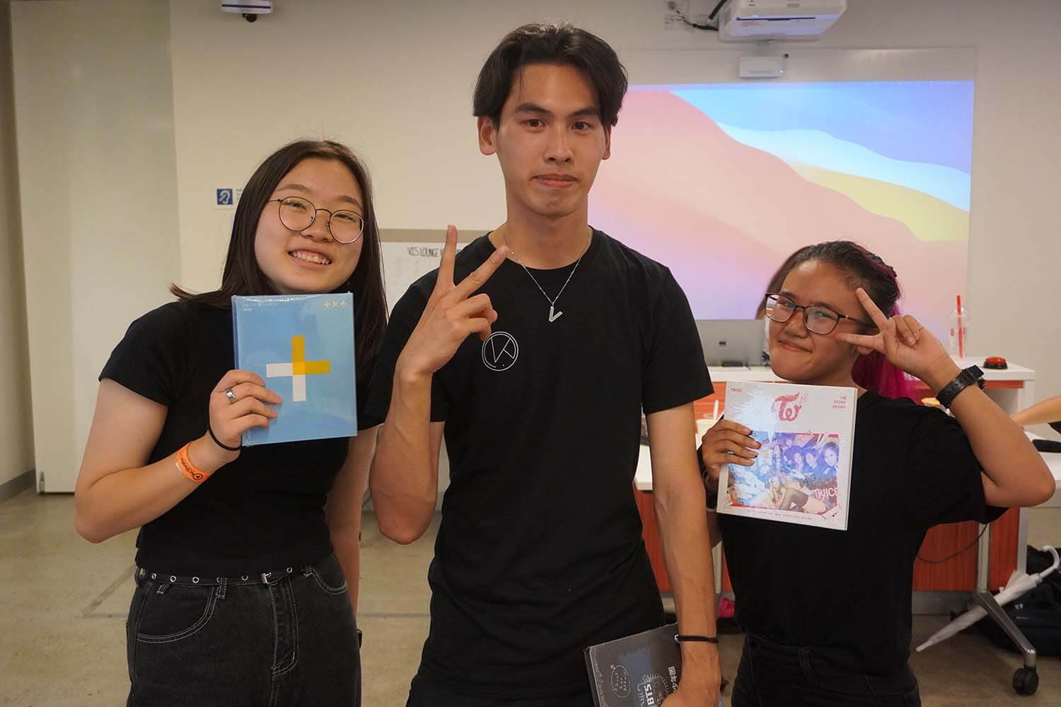 K-POP UTS - Activate UTS