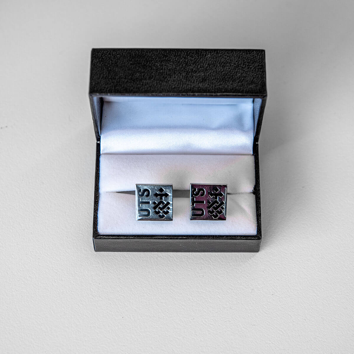 UTS Cufflinks - Activate UTS