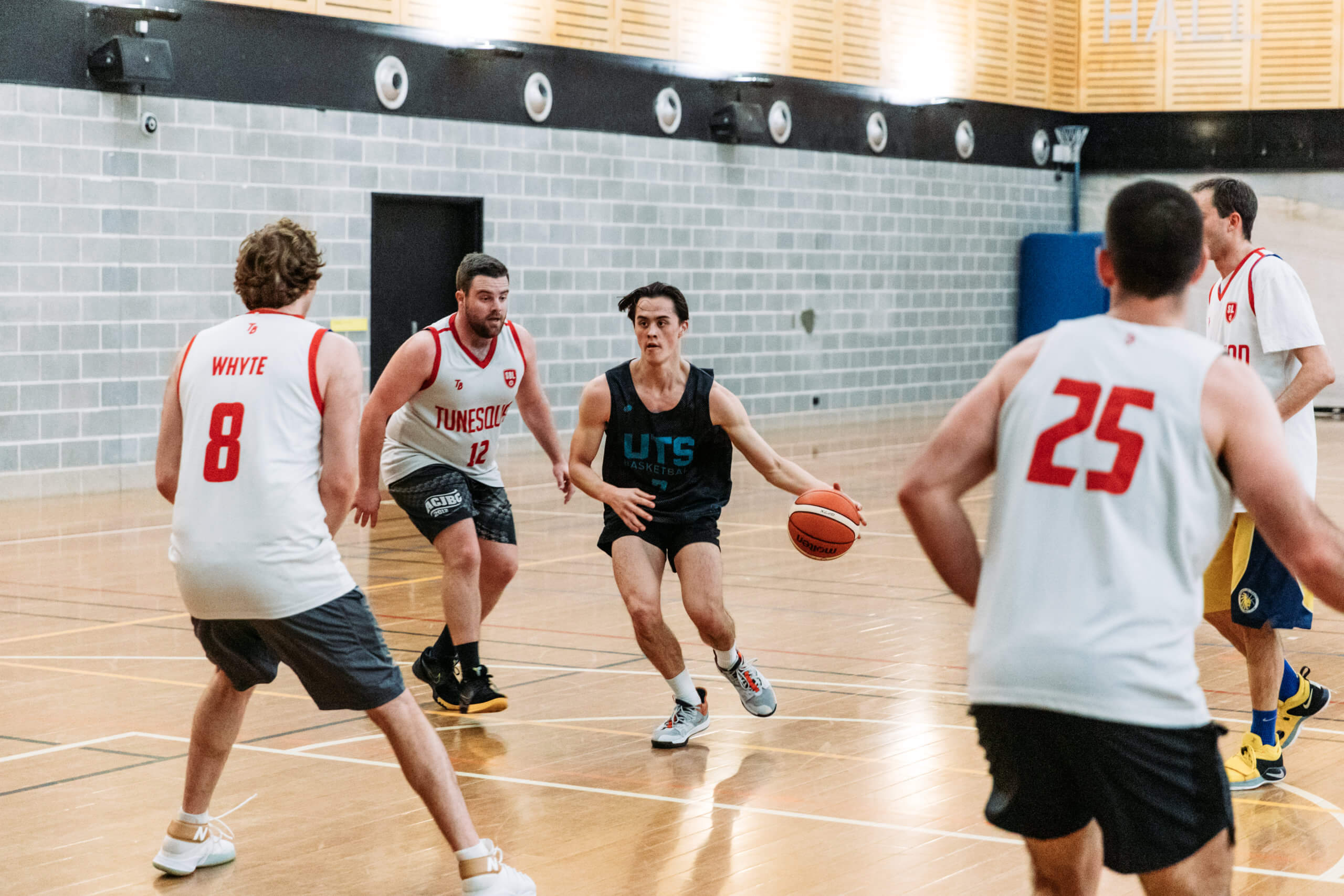 Basketball - Activate UTS